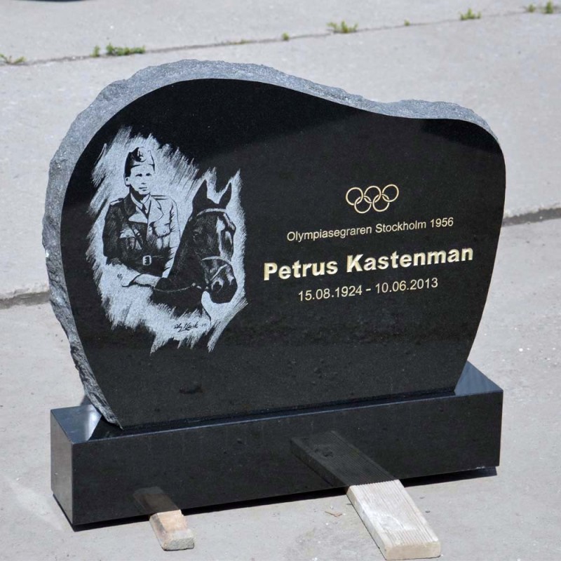 Gravsten Petrus Kastenman | Lovesten Gravstenar AB | Bästa Pris